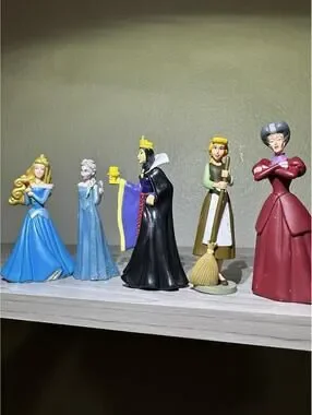 Disney | Toys | Vintage Disney Store Pvc Figurine Lot Cinderella Aurora ...